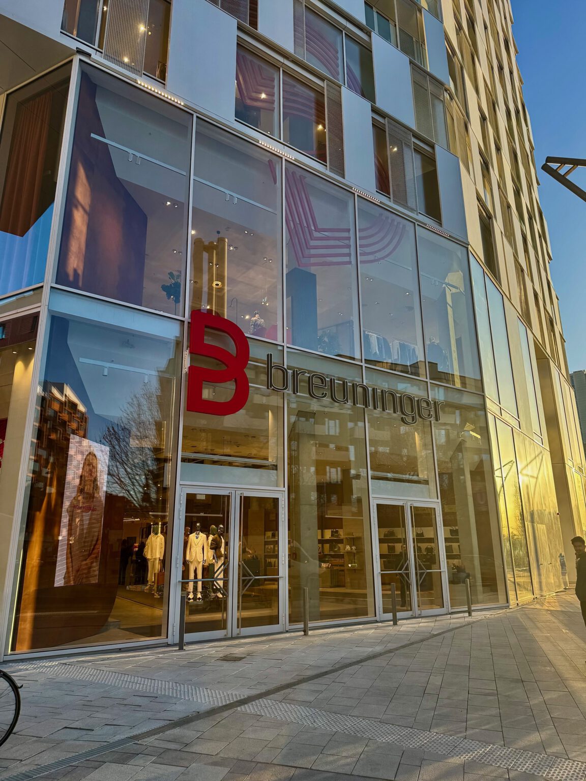 Breuninger hat in Hamburg eröffnet | Horstson